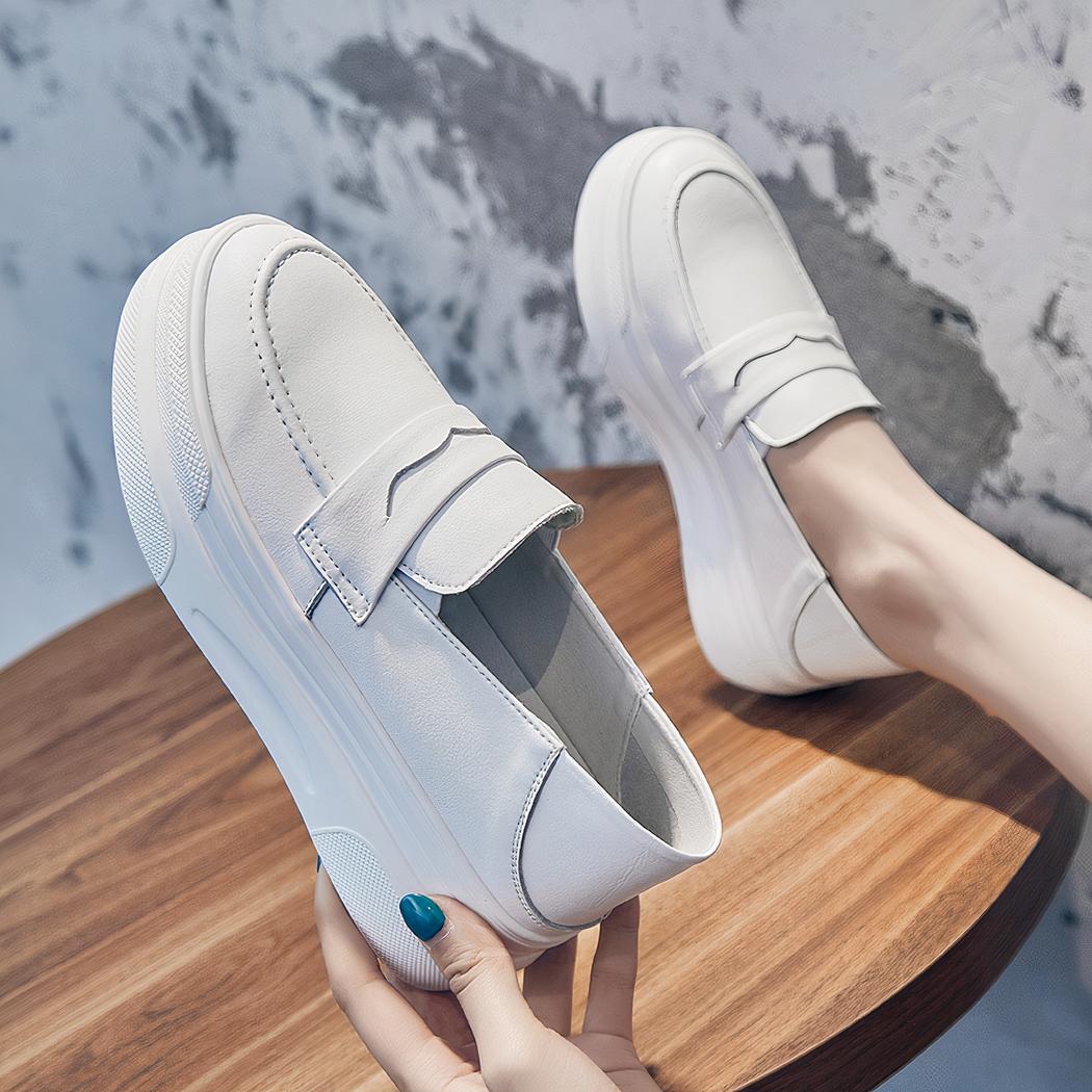 Mocassins blancs à plateforme pour femme • Mon Mocassin
