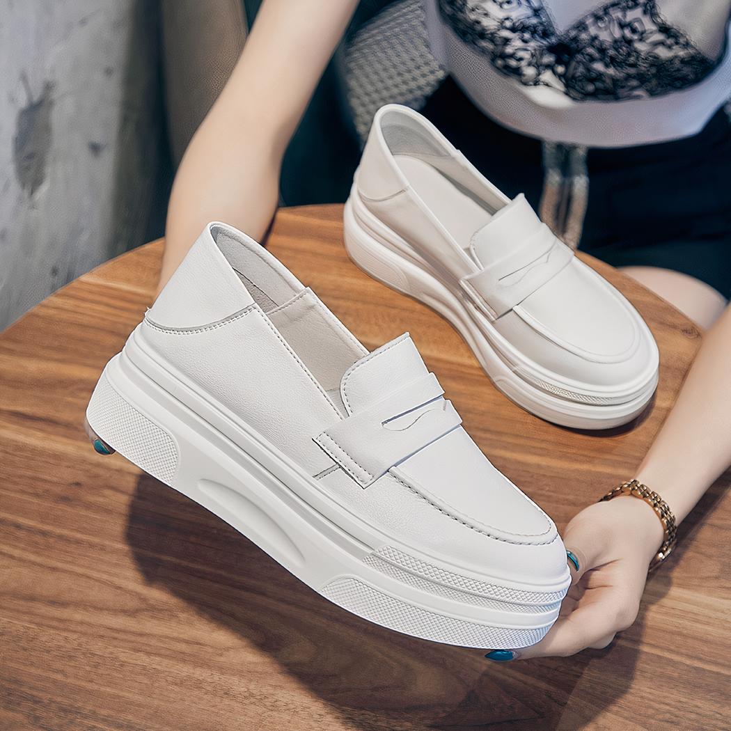 Mocassins blancs à plateforme pour femme • Mon Mocassin